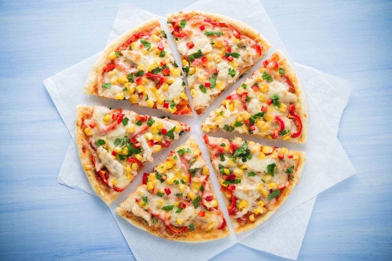 PIZZA CUTTING MACHINE - AUTOMATED PRODUCTION