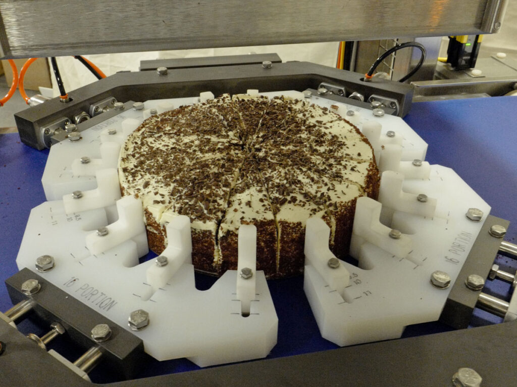 ACCUSLICE-200RS | Automated Round Cake Slicing Machine